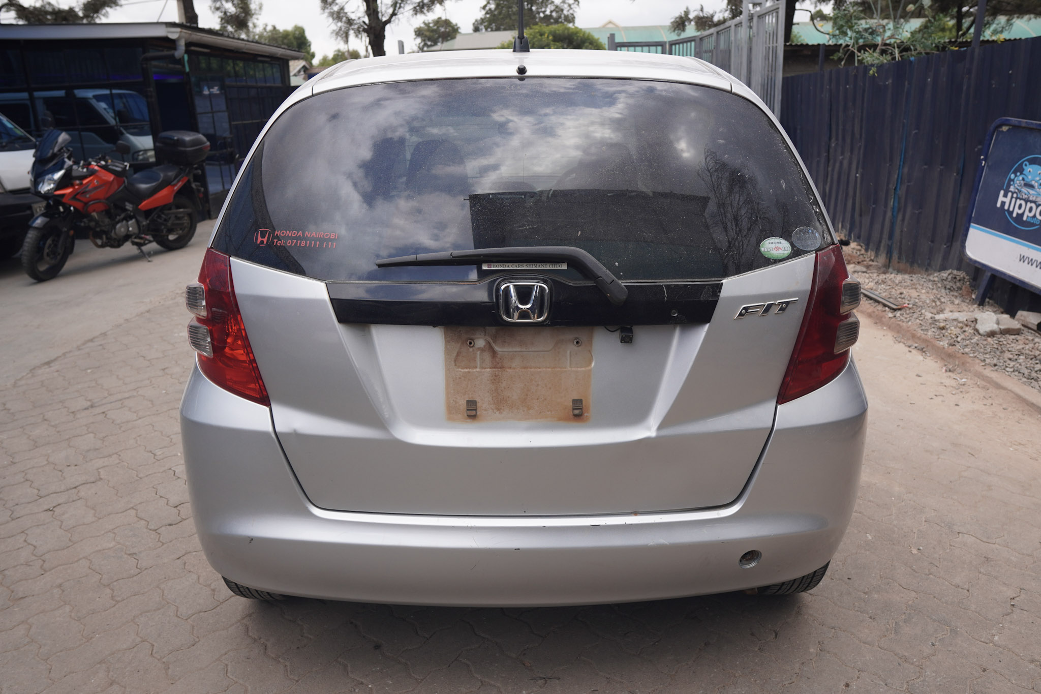 A Stunning Alabaster Silver Makeover for the Honda Fit - Hippos Auto ...
